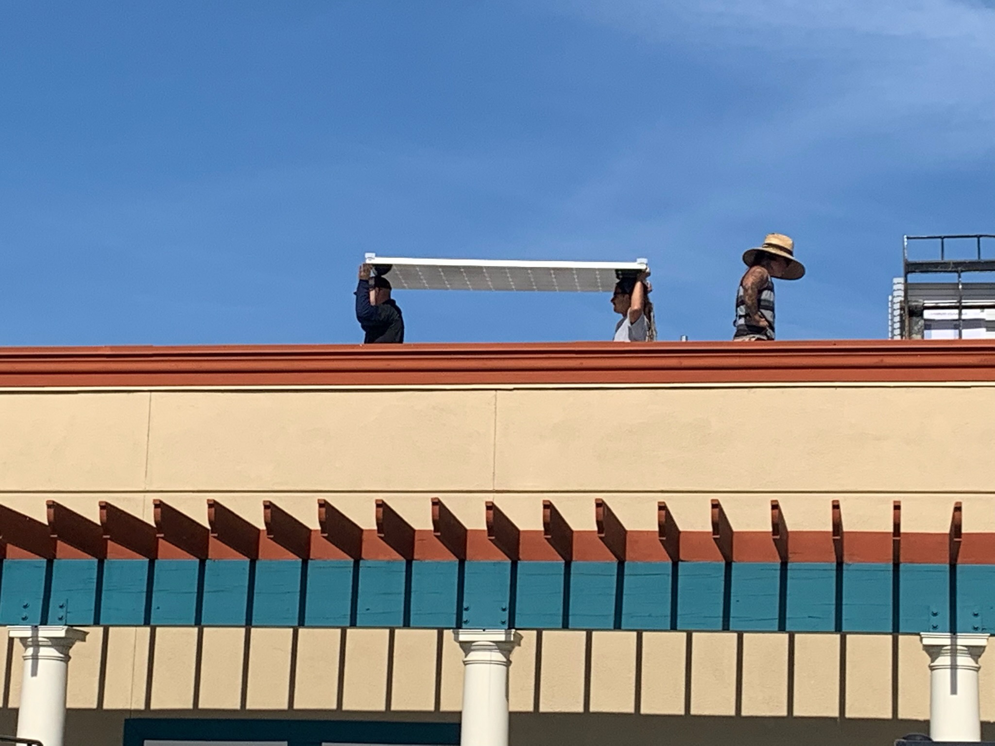 Solar power helping health care facilities gain climate resilience ...